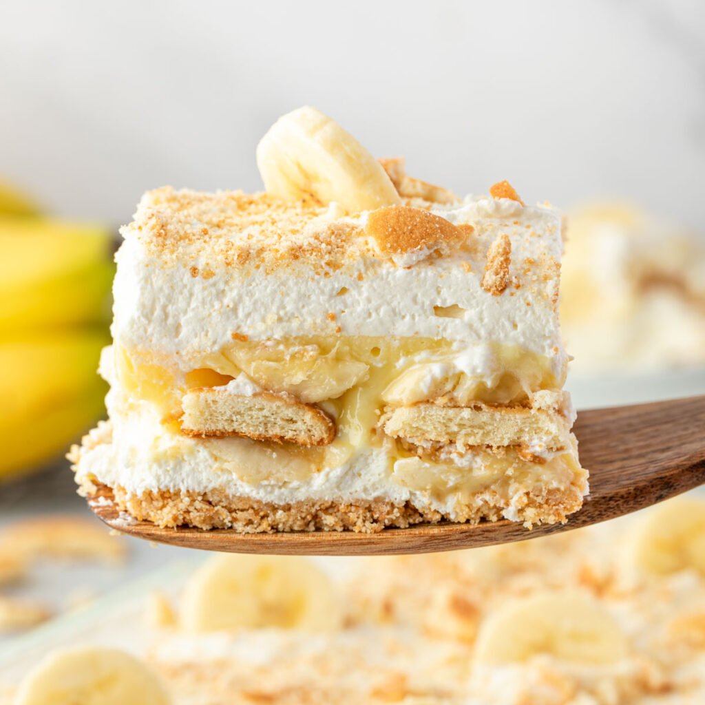 Banana Pudding Lasagna Recipe (With Real Whipped Cream)