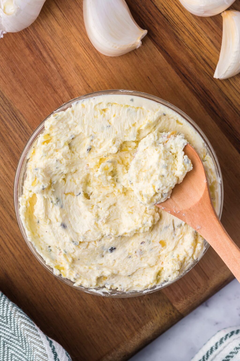 Quick Roasted Garlic Butter